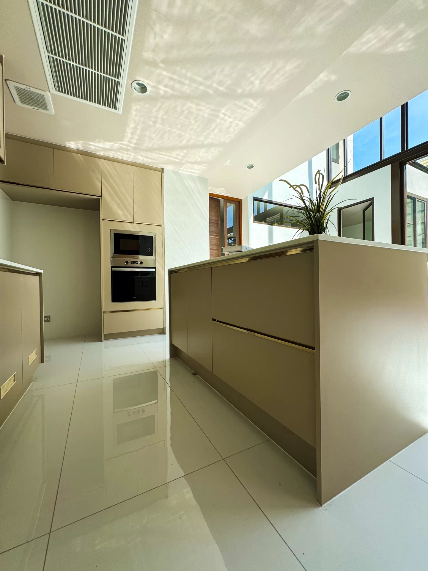 Island Kitchen - Durá Kitchen